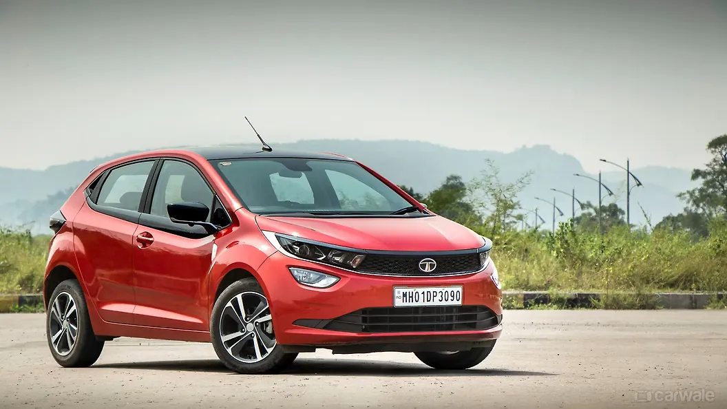 Altroz Right Front Three Quarter Image, Altroz Photos in India - CarWale