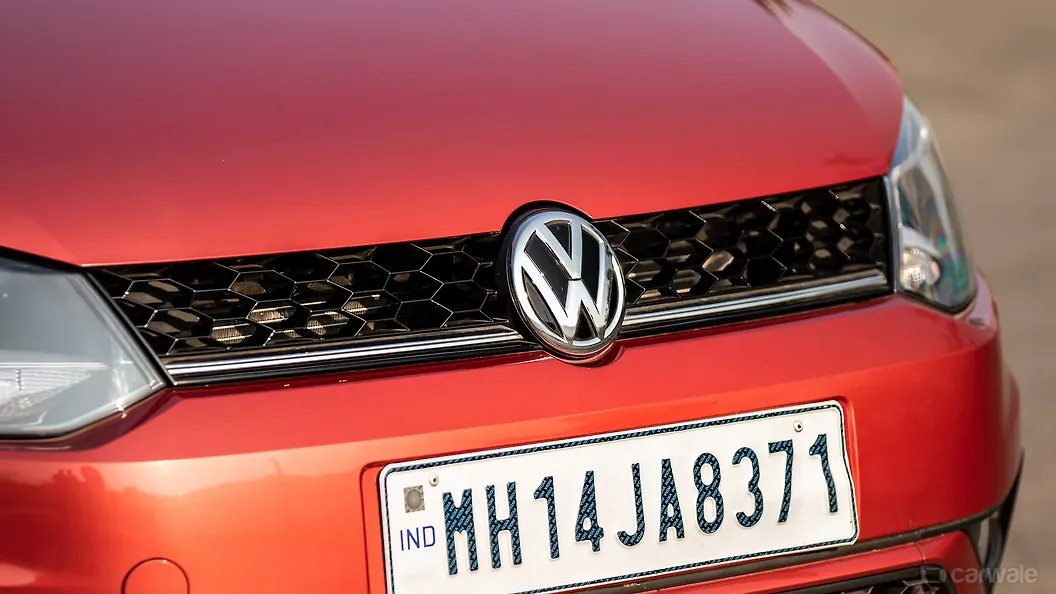 Polo Front Logo Image, Polo Photos in India - CarWale