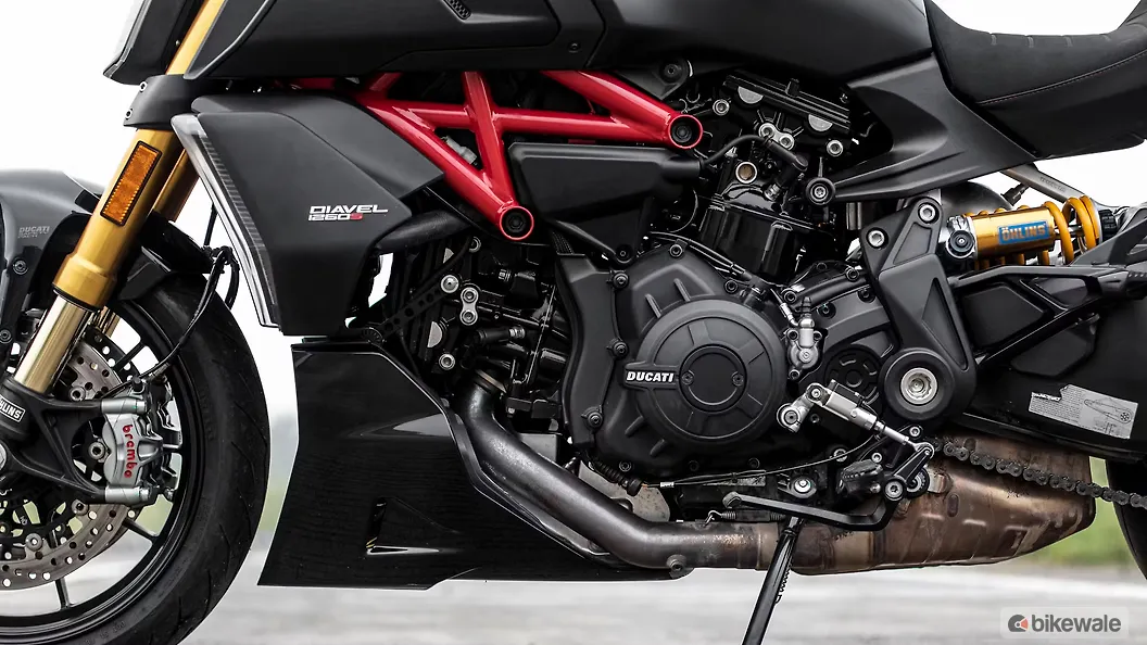 Ducati Diavel 1260 Engine From Right Image – BikeWale