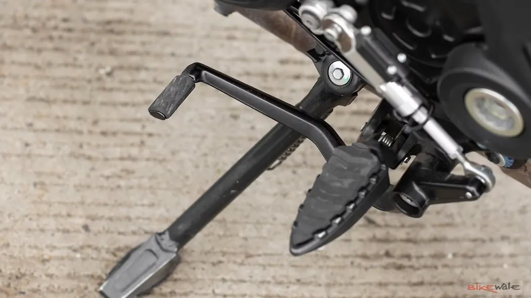 Ducati Diavel 1260 Engine Start Switch Image – BikeWale