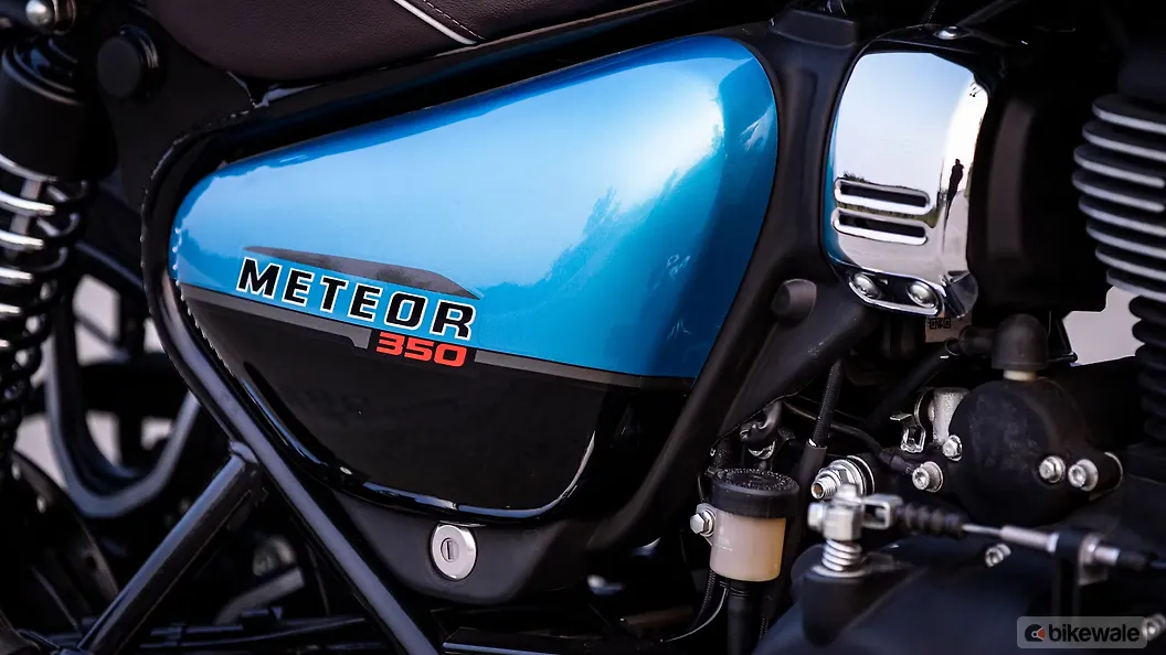Royal Enfield Meteor 350 [2024] Front Panel Decal Image – BikeWale