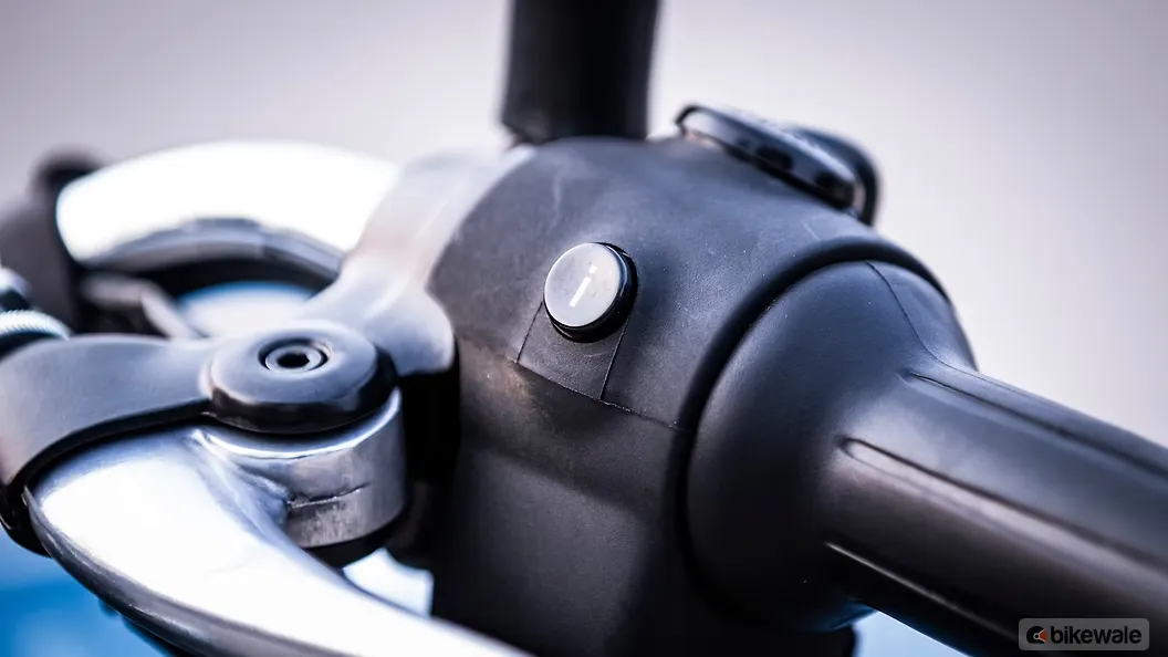 Royal Enfield Meteor 350 [2024] Turn Indicators Switch Image – BikeWale