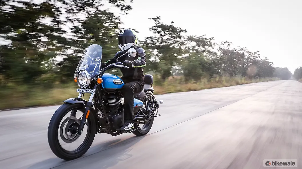 Royal Enfield Meteor 350 Right Rear Three Quarter Image – BikeWale