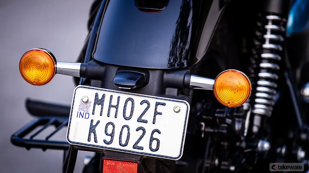 Royal Enfield Meteor 350 Rear Turn Indicators Image – BikeWale