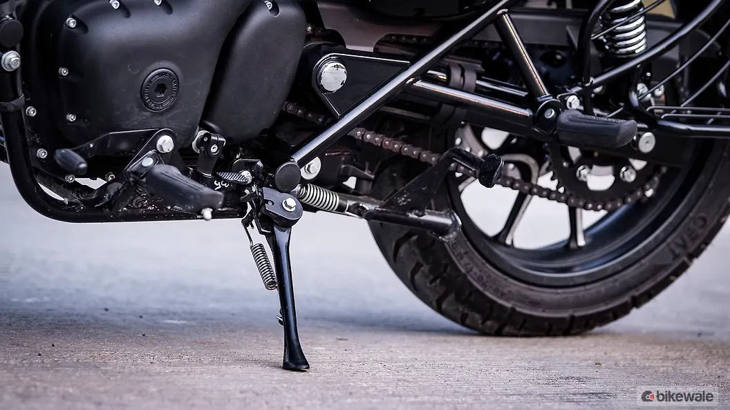 Royal Enfield Meteor 350 Handle Bar Image – BikeWale