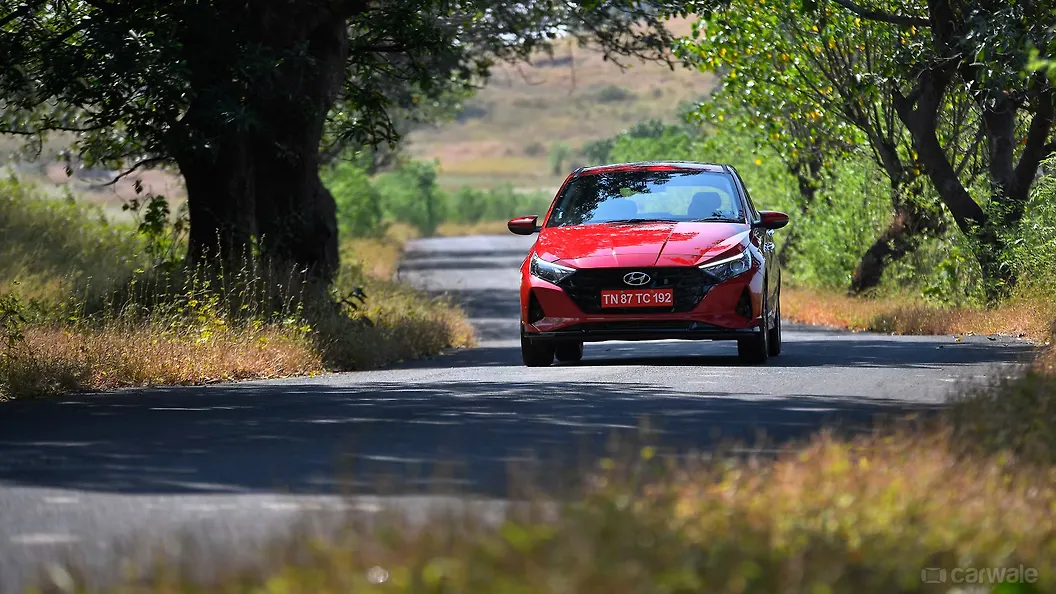 i20 Front View Image, i20 Photos in India - CarWale