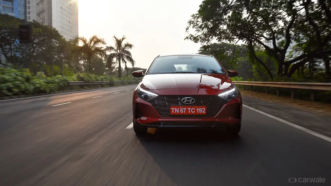 i20 Front View Image, i20 Photos in India - CarWale