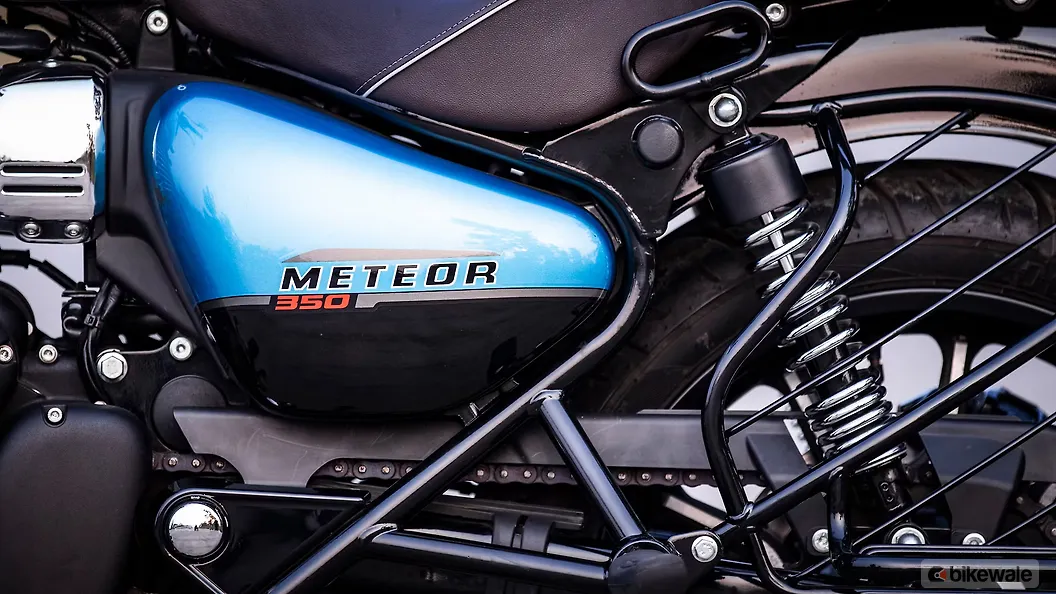 Royal Enfield Meteor 350 Battery Compartment Image – BikeWale