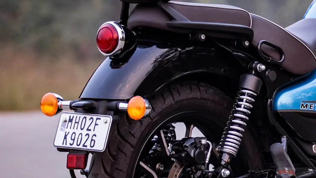 Royal Enfield Meteor 350 Seat Backrest Image – BikeWale