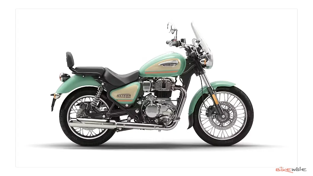 Royal Enfield Meteor 350 Right Front Three Quarter Image – BikeWale