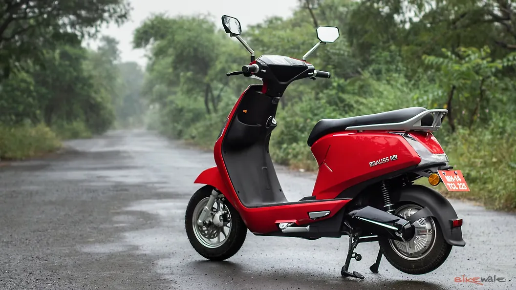 Bgauss B8 Right Side View Image Bikewale