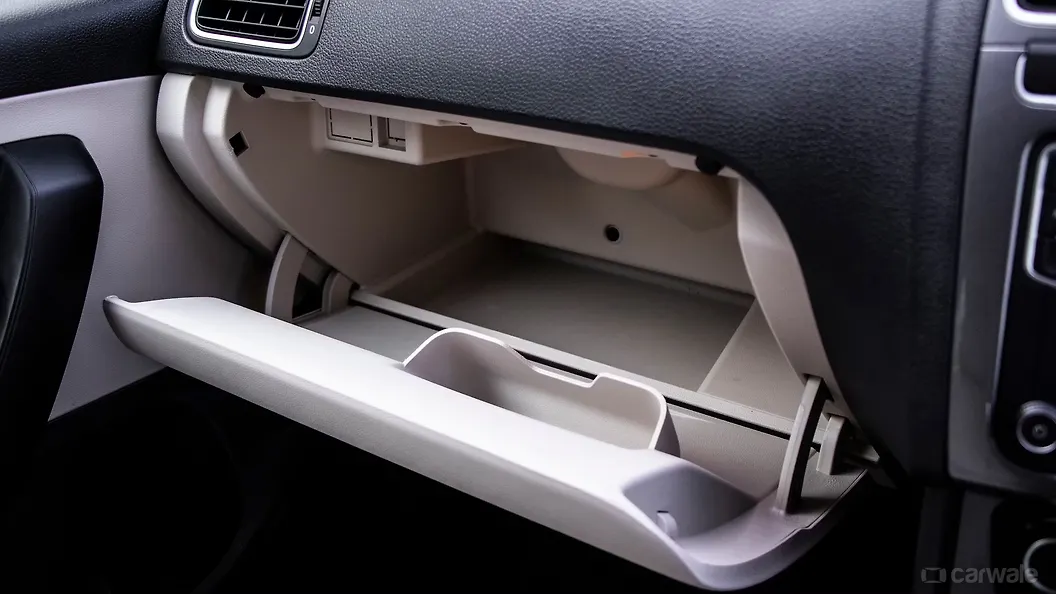Vento Glove Box Image, Vento Photos in India - CarWale