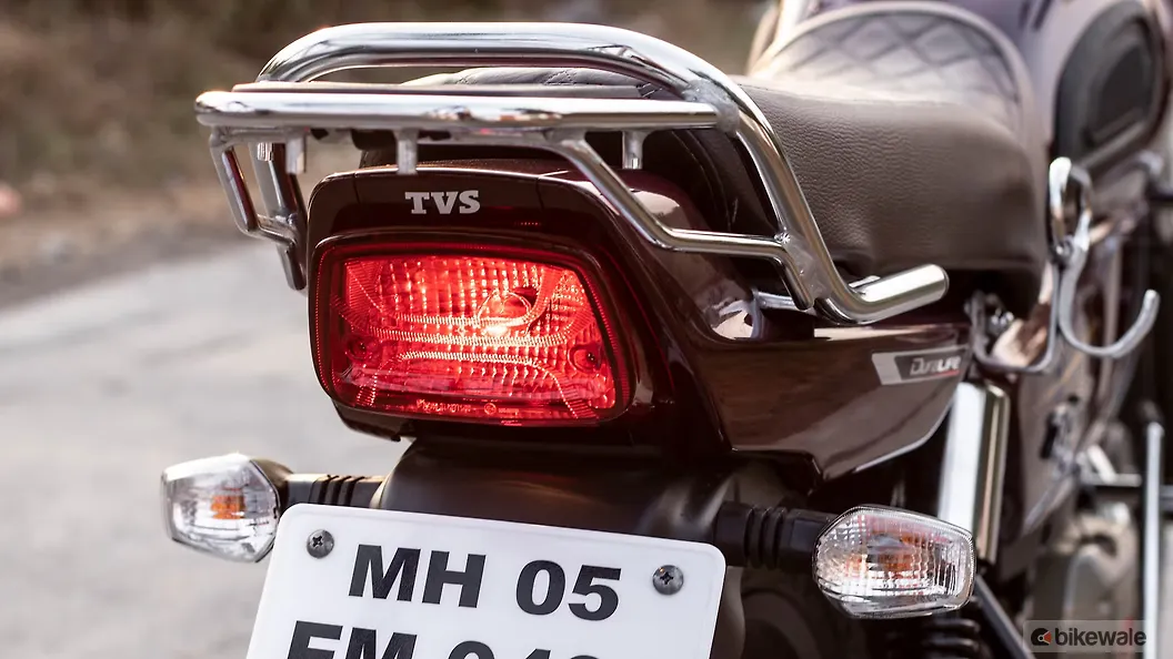 TVS Radeon Tail Light Image – BikeWale
