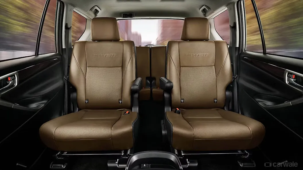 Innova Crysta Left Front Three Quarter Image, Innova Crysta Photos in ...