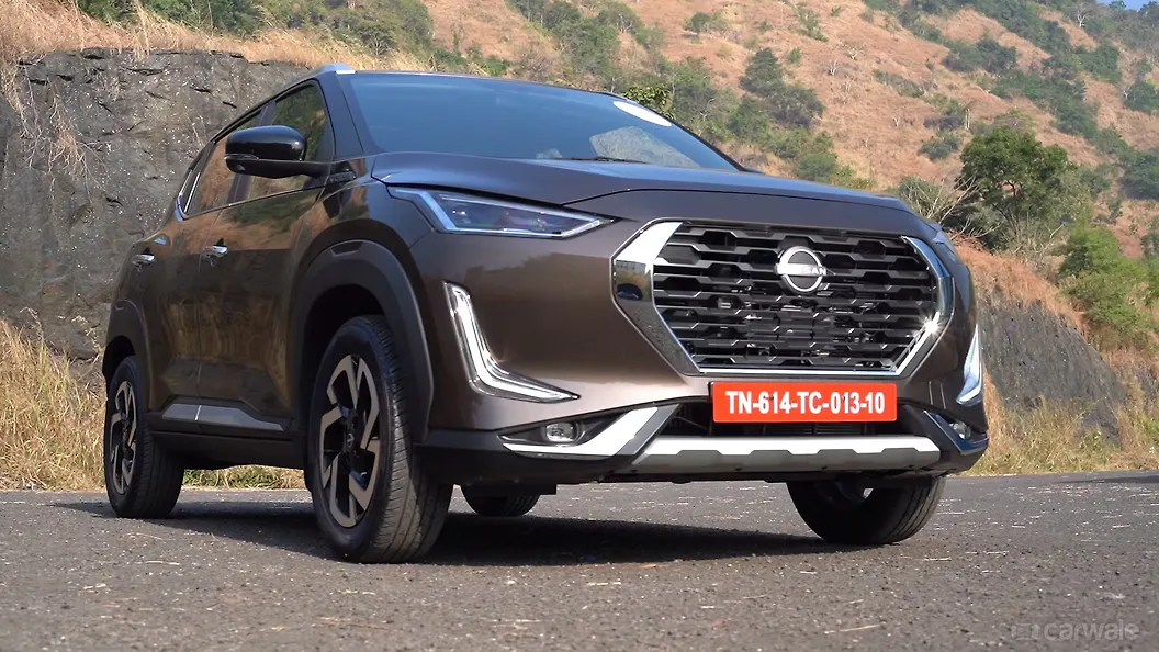 Magnite Right Front Three Quarter Image, Magnite Photos in India - CarWale