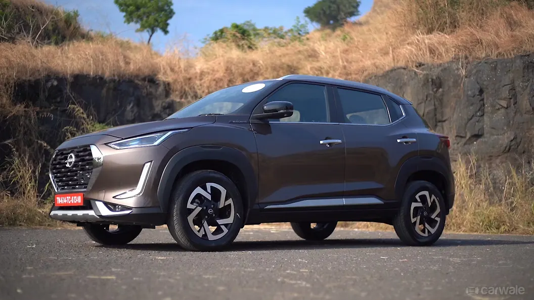 Magnite Right Front Three Quarter Image, Magnite Photos in India - CarWale