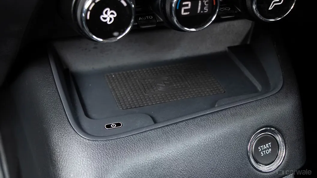 Magnite Center Console/Centre Console Storage Image, Magnite Photos in ...