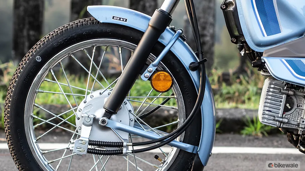 TVS XL 100 Comfort Front Fender Image – BikeWale