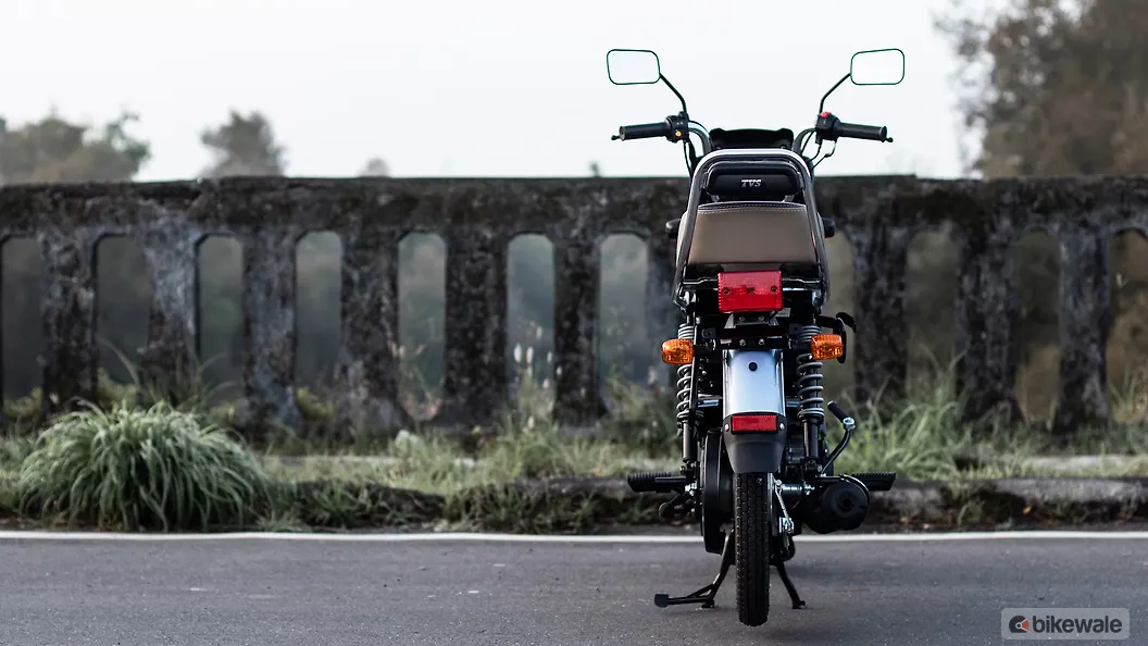 TVS XL 100 Comfort Right Side View Image – BikeWale