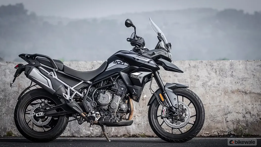 Triumph Tiger 900 [2020-2022] Right Side View Image – BikeWale