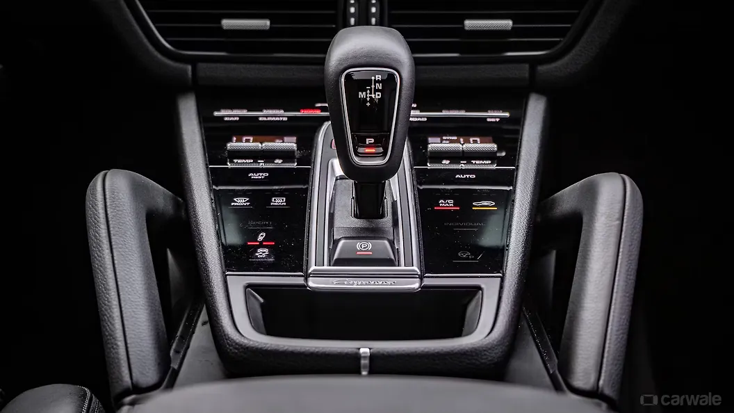 Cayenne Coupe Center Console/Centre Console Storage Image, Cayenne ...