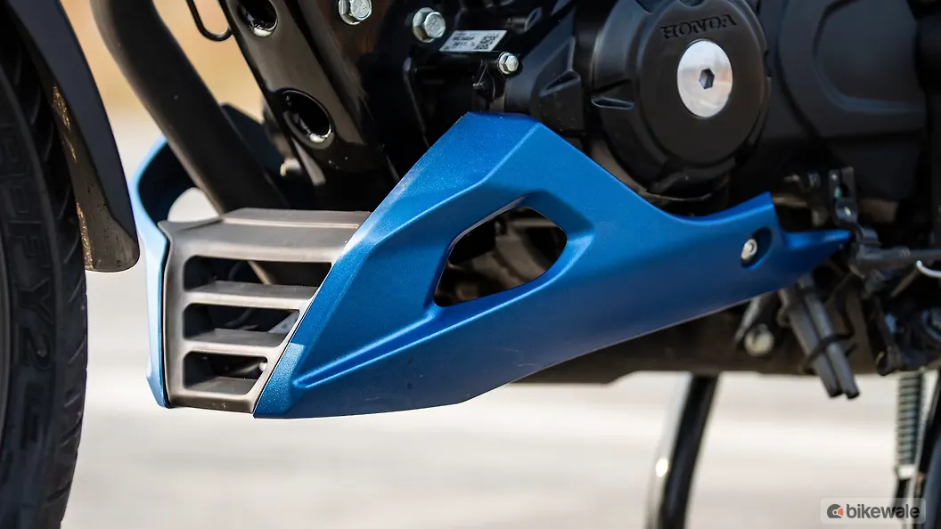 Honda Hornet 2.0 Engine From Left Image – BikeWale