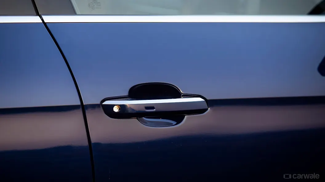 A4 Front Door Handle Image, A4 Photos in India - CarWale