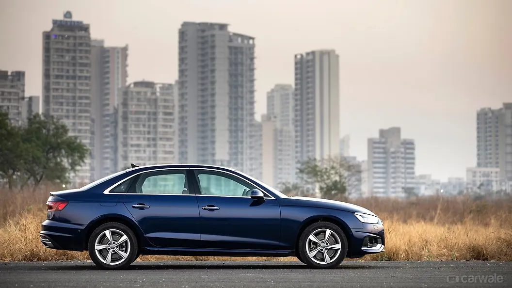 A4 Right Side View Image, A4 Photos in India - CarWale