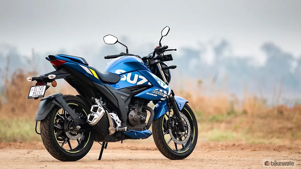 Suzuki Gixxer 250 Rear View Image – BikeWale