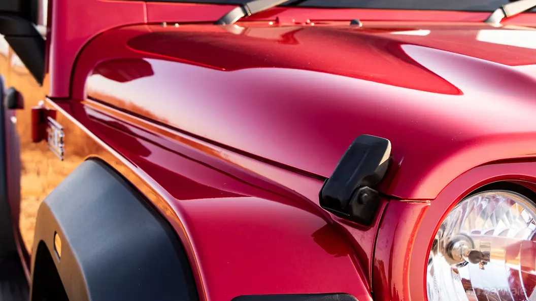 Thar Closed Hood/Bonnet Image, Thar Photos in India - CarWale