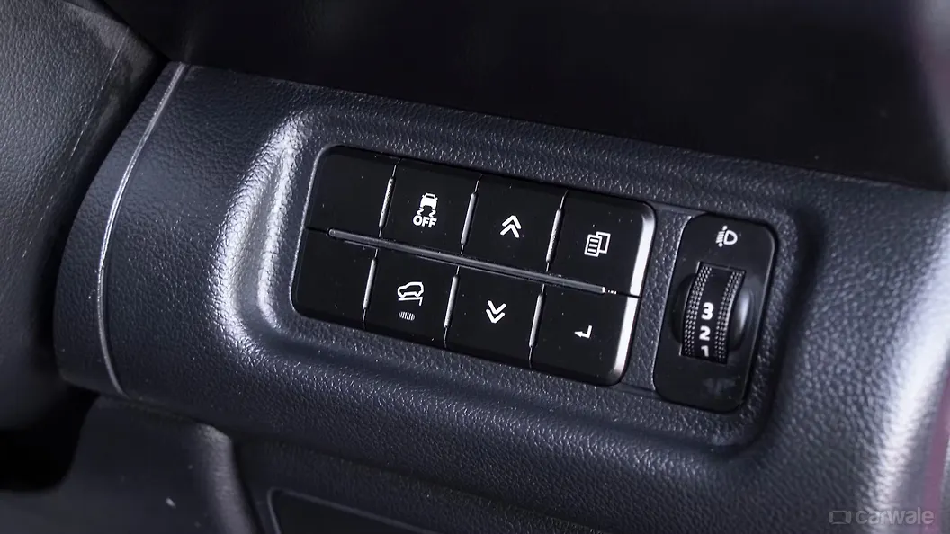 Thar Dashboard Switches Image, Thar Photos in India - CarWale