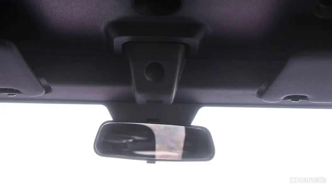 Thar Inner Rear View Mirror Image, Thar Photos in India - CarWale