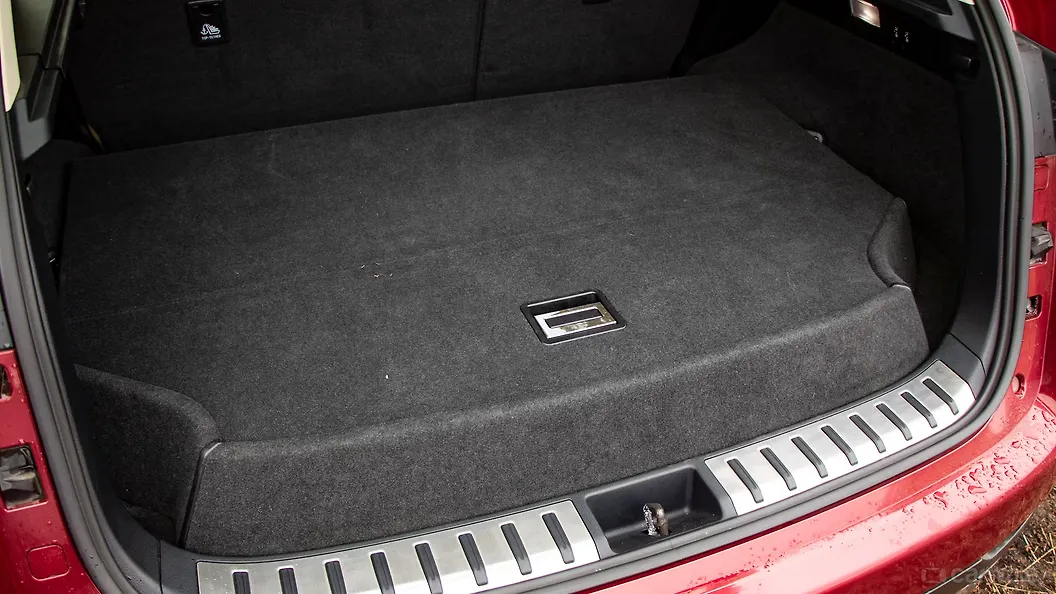 NX Bootspace Image, NX Photos in India - CarWale