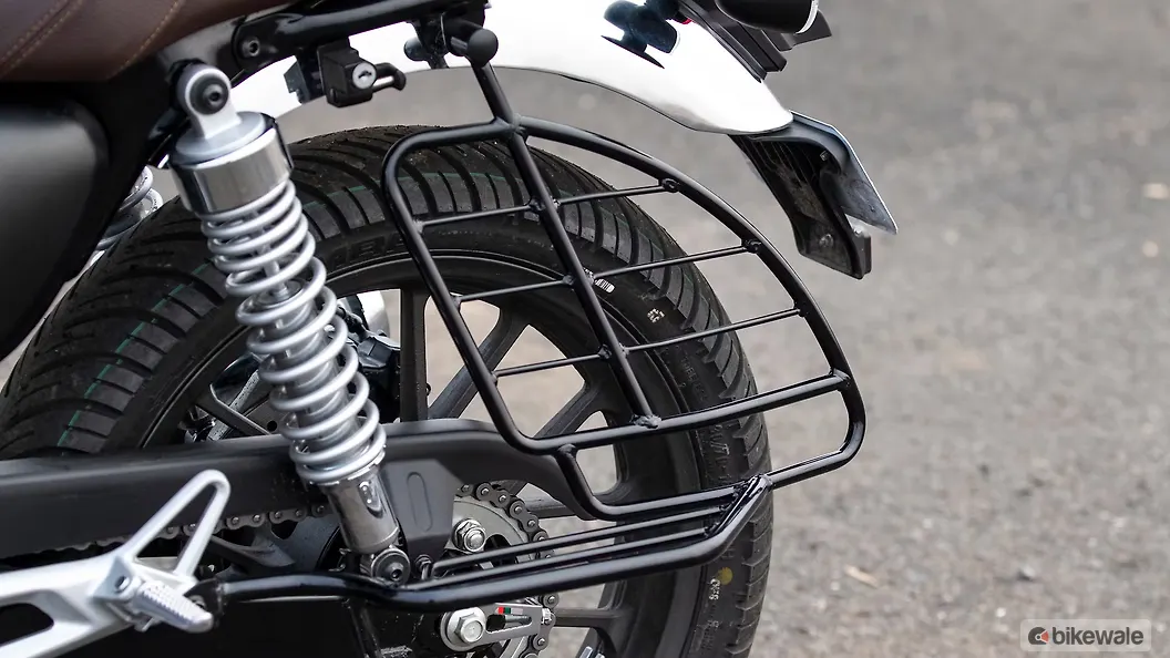 Honda Hness CB350 [2020-2022] Grab Rail Image – BikeWale