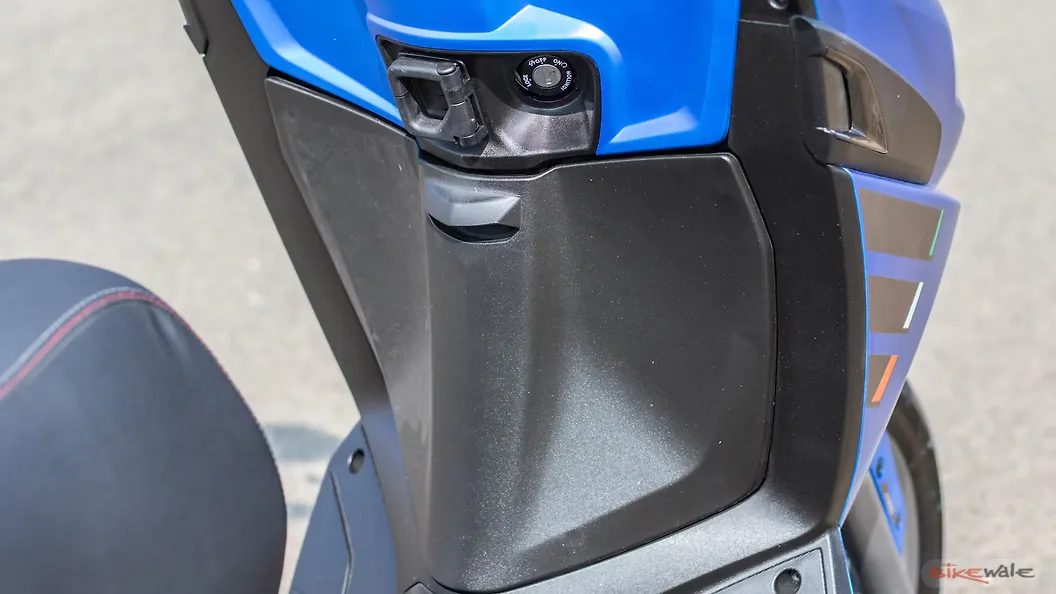 Aprilia SXR 160 Front Inner Cover Image – BikeWale