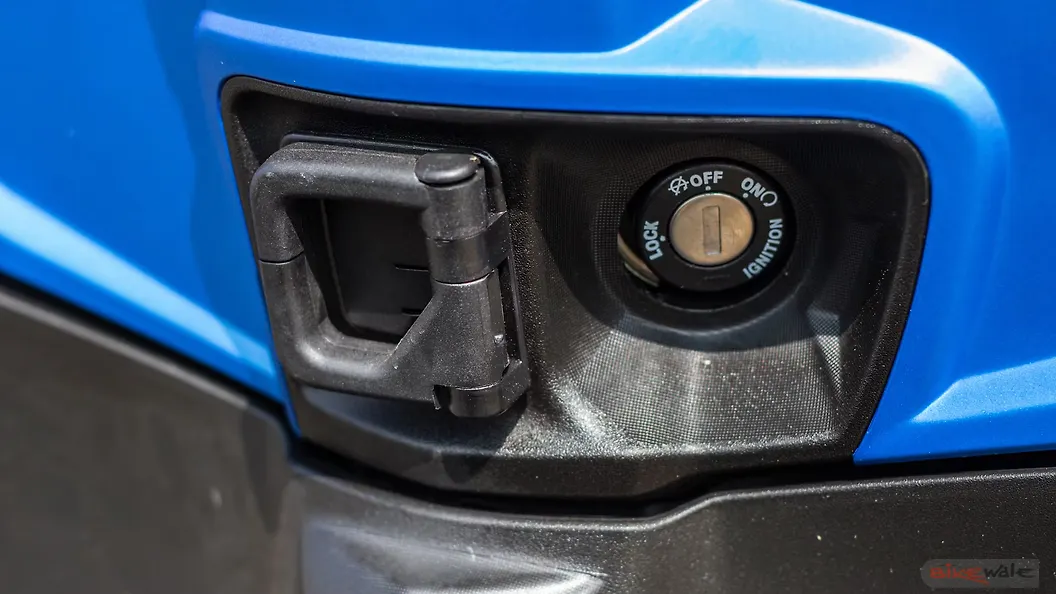 Aprilia SXR 160 Seat Lock Release Image – BikeWale