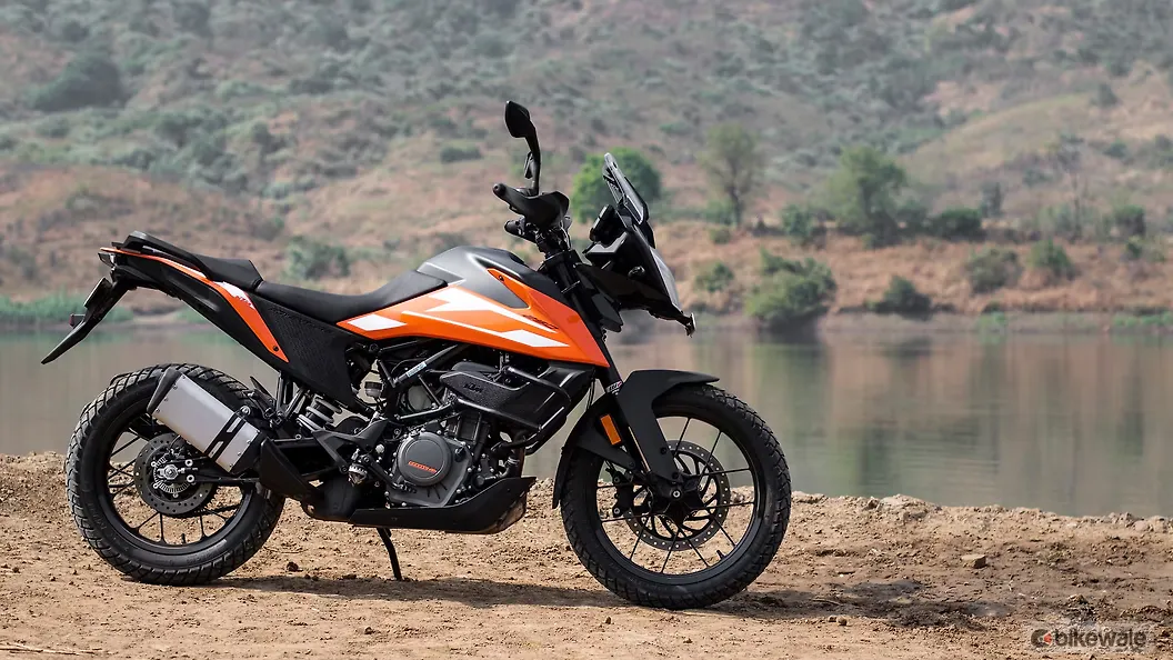 KTM 250 Adventure [2021] Rear View Image – BikeWale