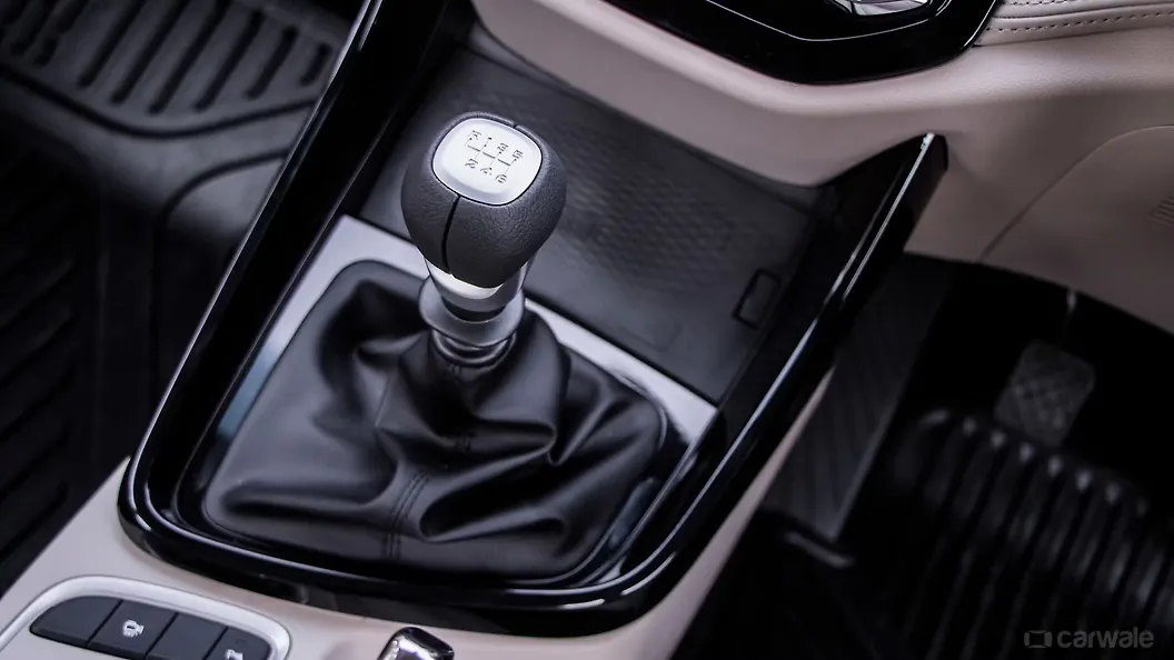 Hector Gear Shifter/Gear Shifter Stalk Image, Hector Photos in India ...