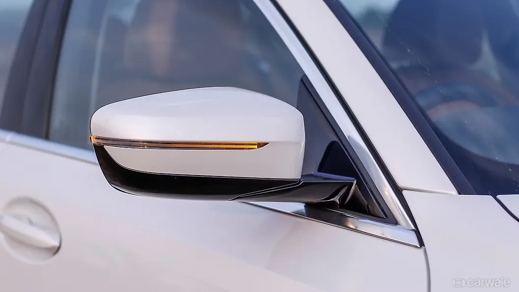 3 Series Gran Limousine ORVM Blinker Image, 3 Series Gran Limousine ...