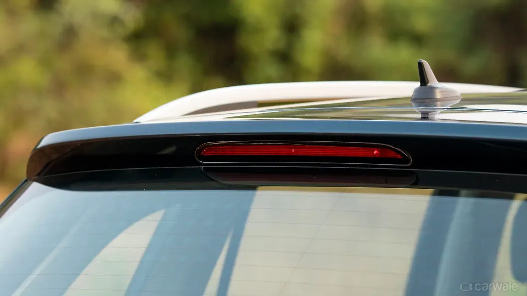 Tiguan Rear Spoiler Image, Tiguan Photos in India - CarWale