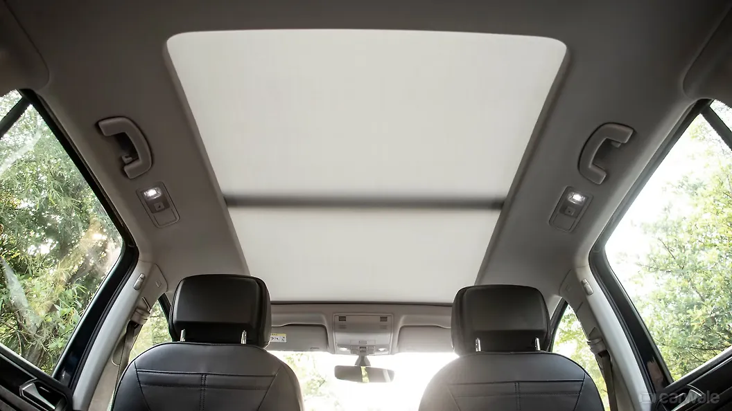Tiguan Inner Car Roof Image, Tiguan Photos in India - CarWale
