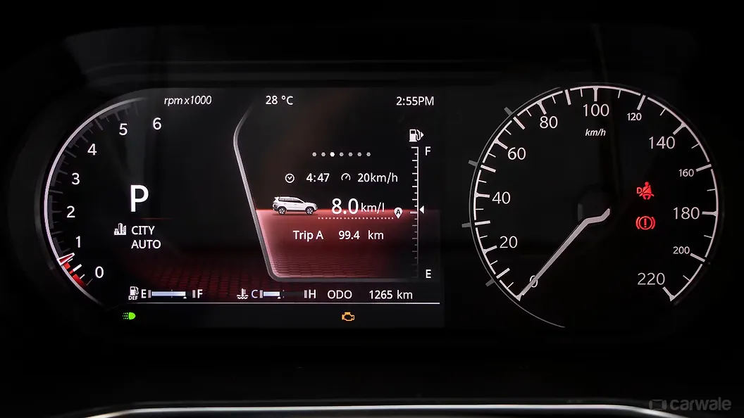 Safari Instrument Cluster Image, Safari Photos in India - CarWale