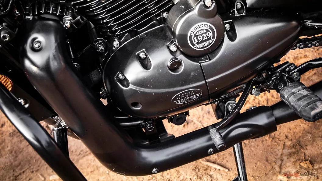 Jawa 42 Engine From Left Image – BikeWale