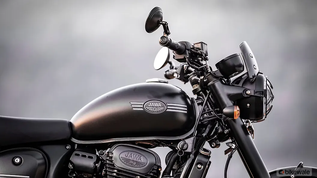 Images of Jawa 42 | Photos of 42 - BikeWale