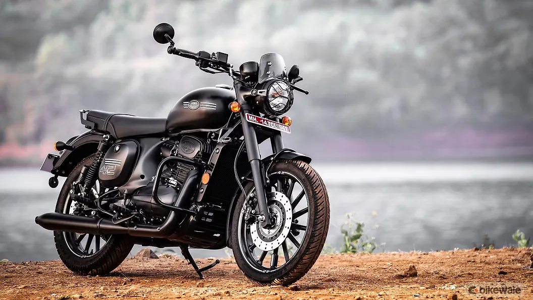 Images of Jawa 42 | Photos of 42 - BikeWale