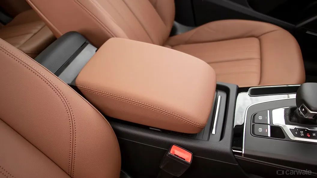 Q5 Front Centre Arm Rest Image, Q5 Photos in India - CarWale