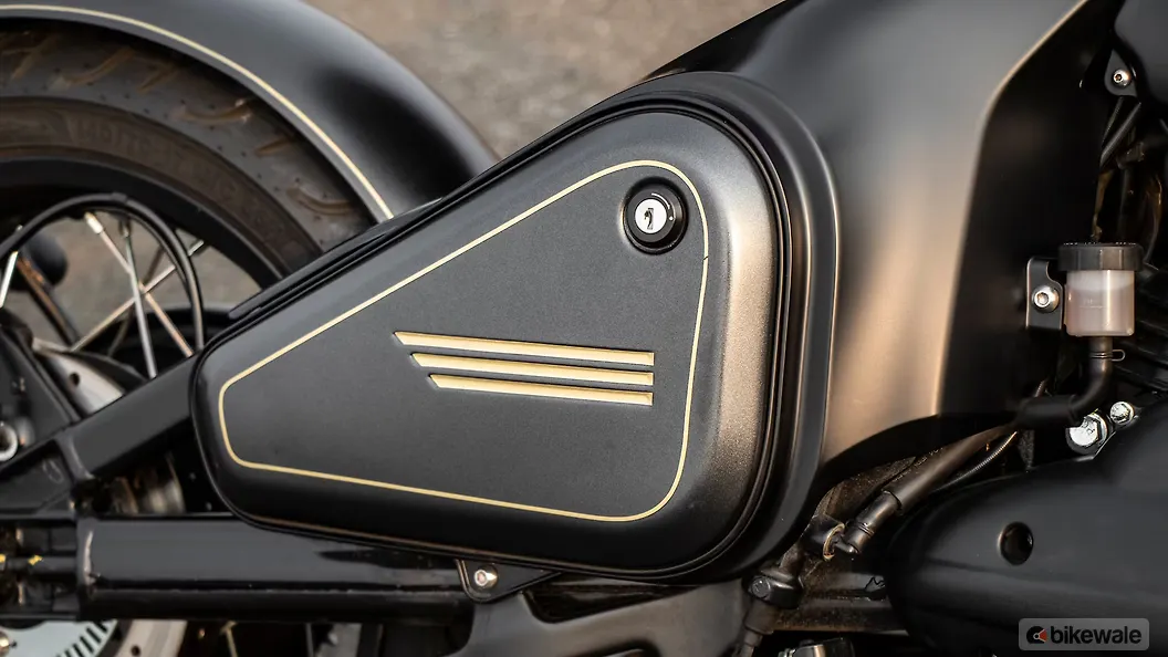 Jawa Perak Battery Compartment Image – BikeWale