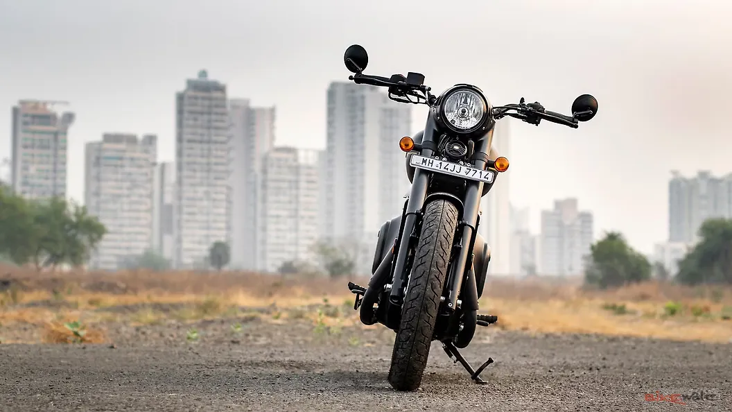 Jawa Perak Left Side View Image – BikeWale