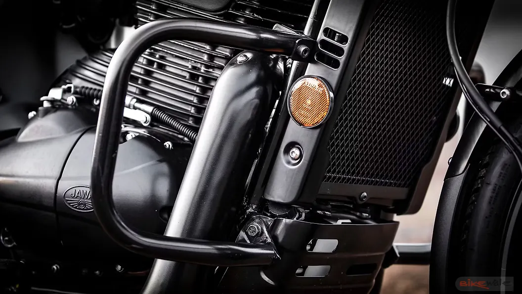 Jawa 42 Tool Kit Compartment Image – BikeWale