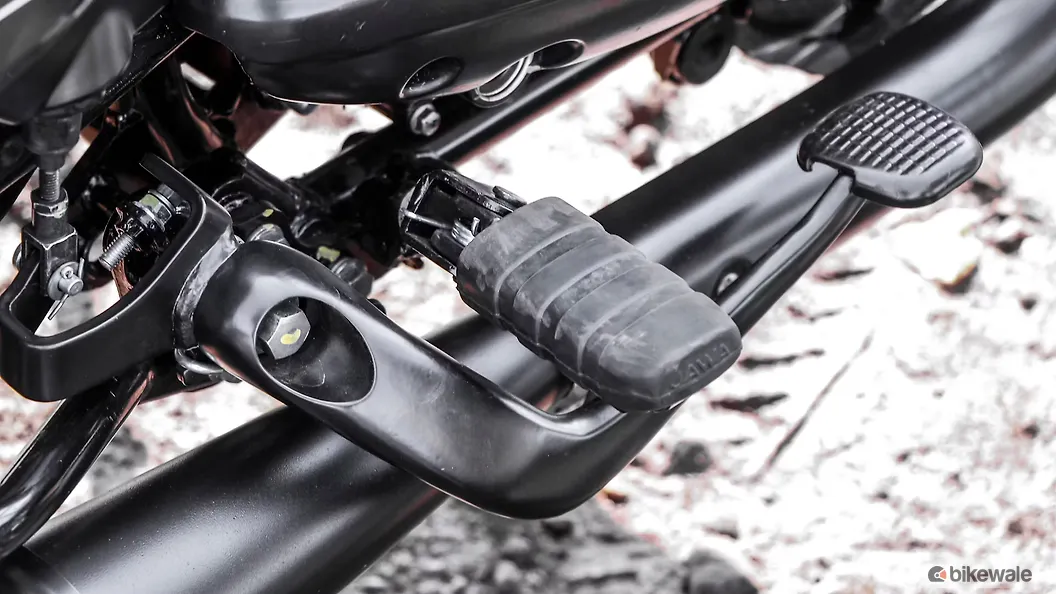 Images of Jawa 42 | Photos of 42 - BikeWale